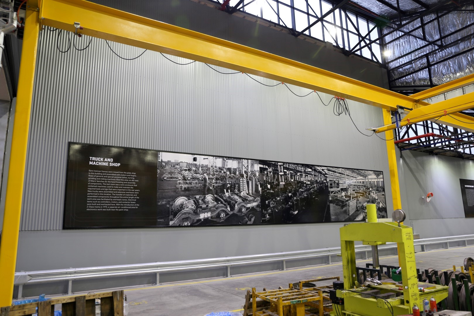 Large Rope Track Banners | Window & Wall Graphics